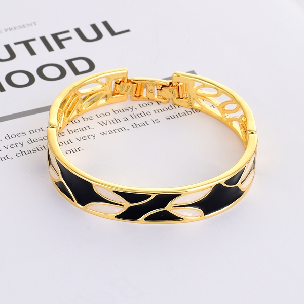 Fashion Shell Zinc Alloy Fashion Bracelet
