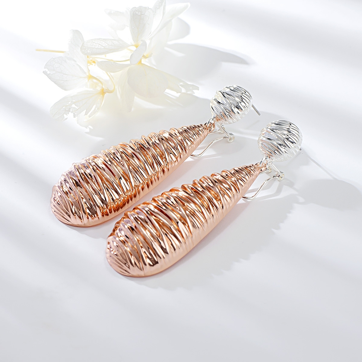 Hypoallergenic Gold Plated Zinc Alloy Dangle Earrings with Easy Return Hypoallergenic Gold Plated Zinc Alloy Dangle Earrings with Easy Return