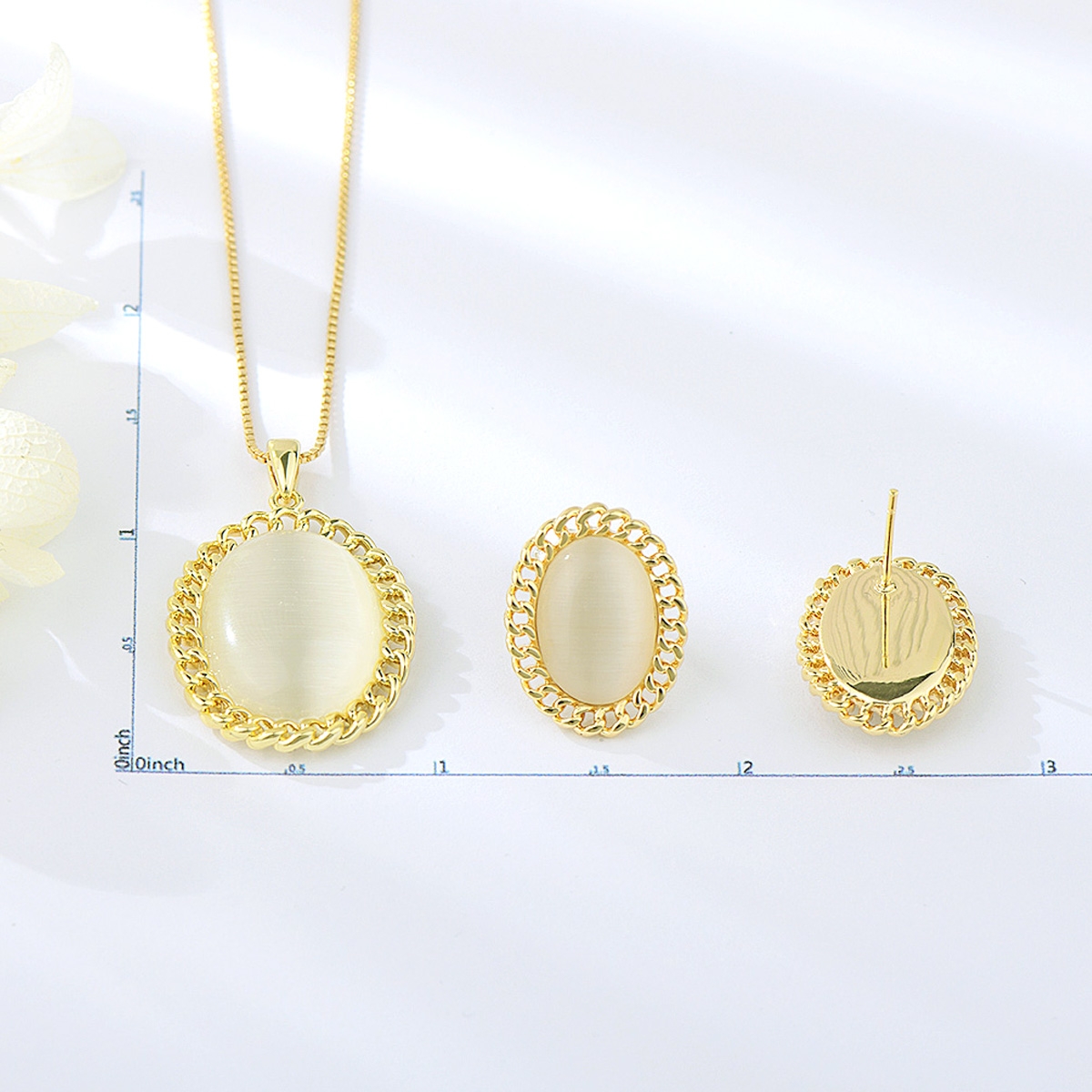 Buy Gold Plated Classic 2 Piece Jewelry Set with Wow Elements